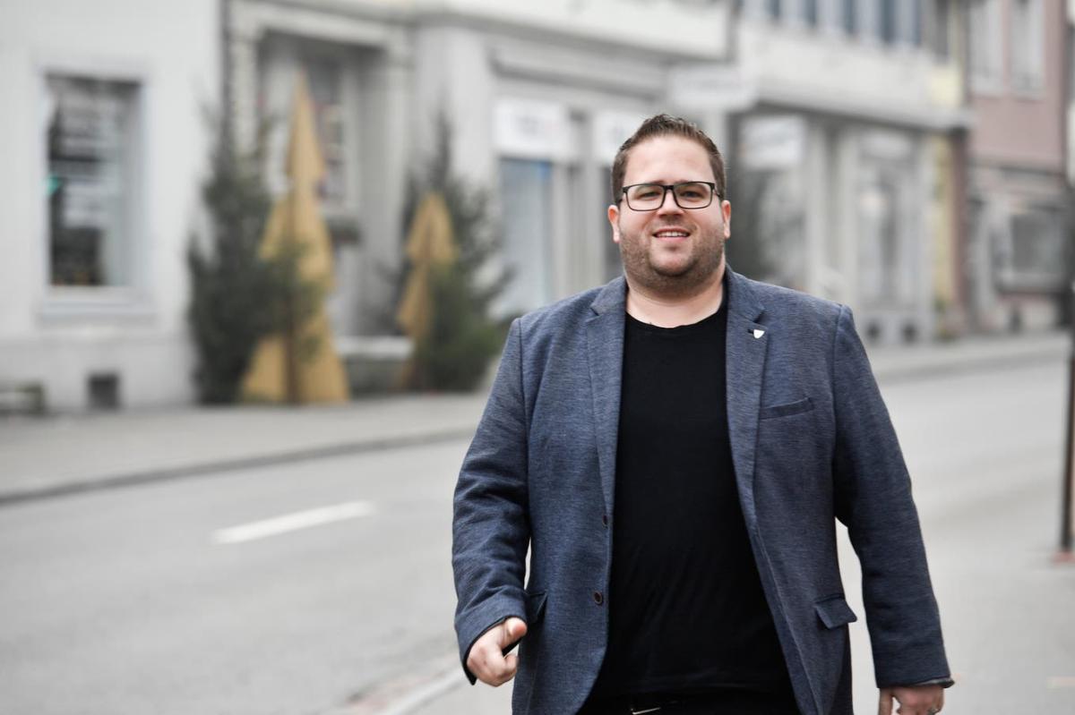 PARTEIWECHSEL : Lukas Auer will Präsident des Gewerkschaftsbunds werden – dafür wechselt er von ...